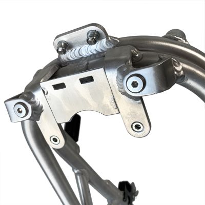 Racing subframe light | 4651B005A00