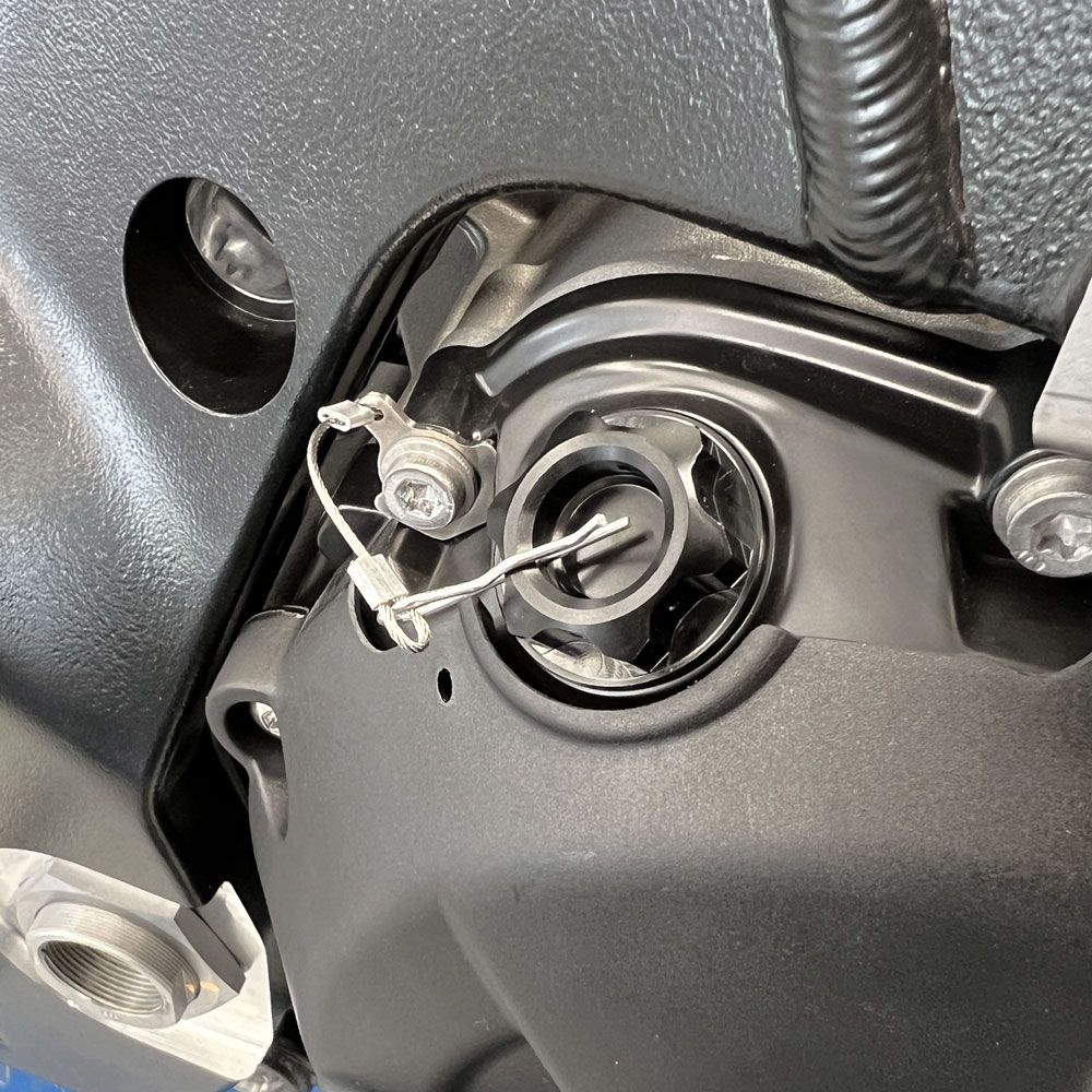 Oil filler plug kit | 1143A000A00